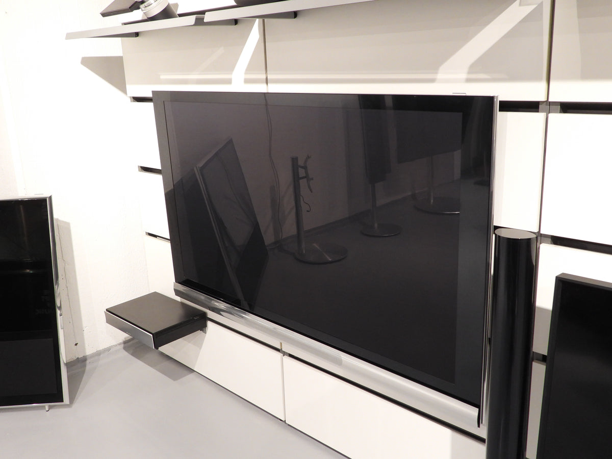 BEOvision 12 65” NG with BEOsystem 4 – BEOSTÆREN
